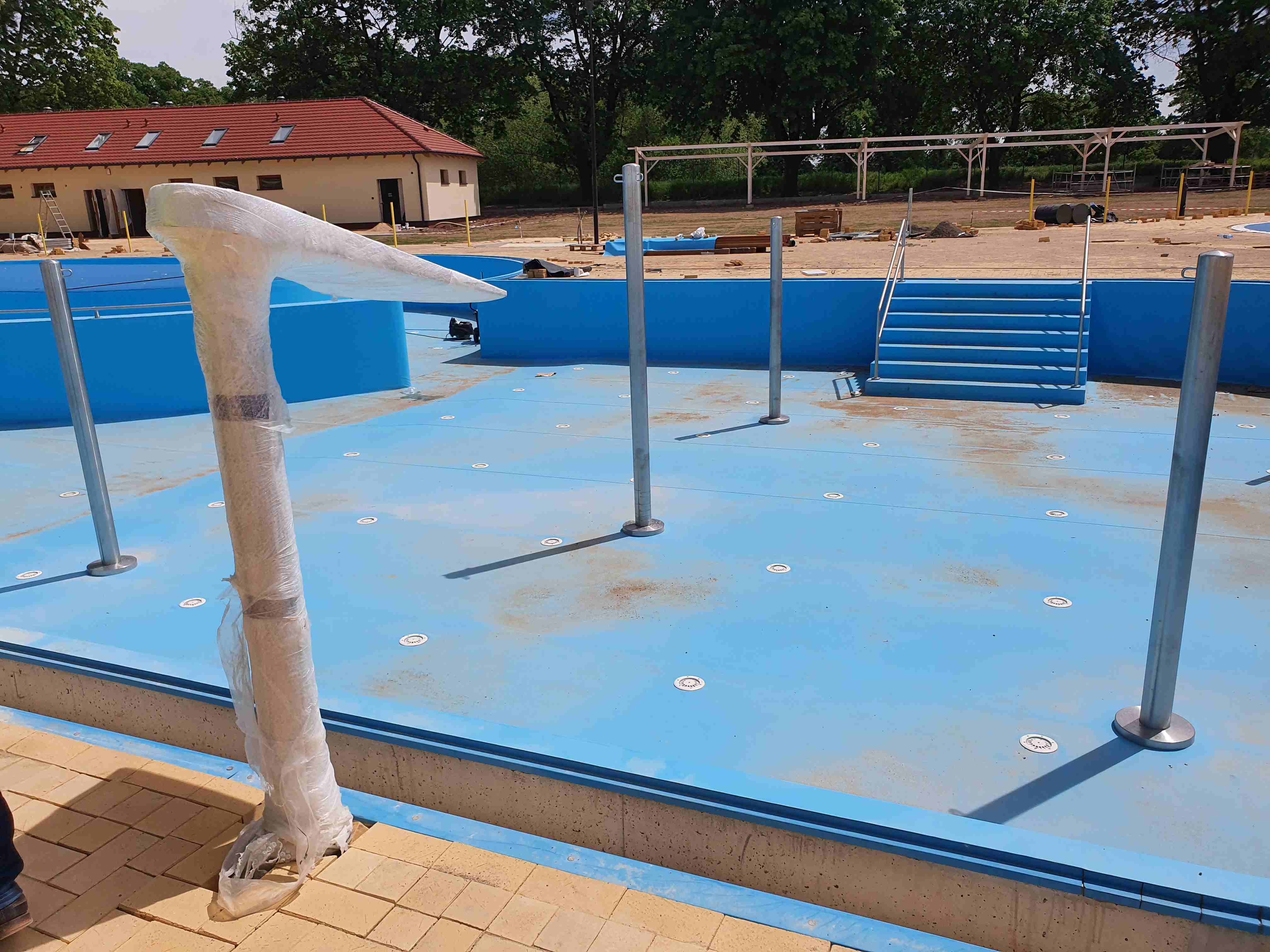 Legnica FM - Kiedy otwarcie nowych basenów w Legnicy?